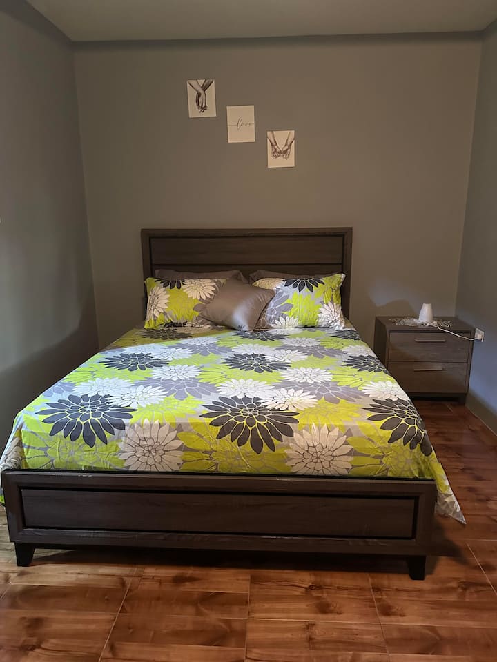 Home In Kingston. - Kingston