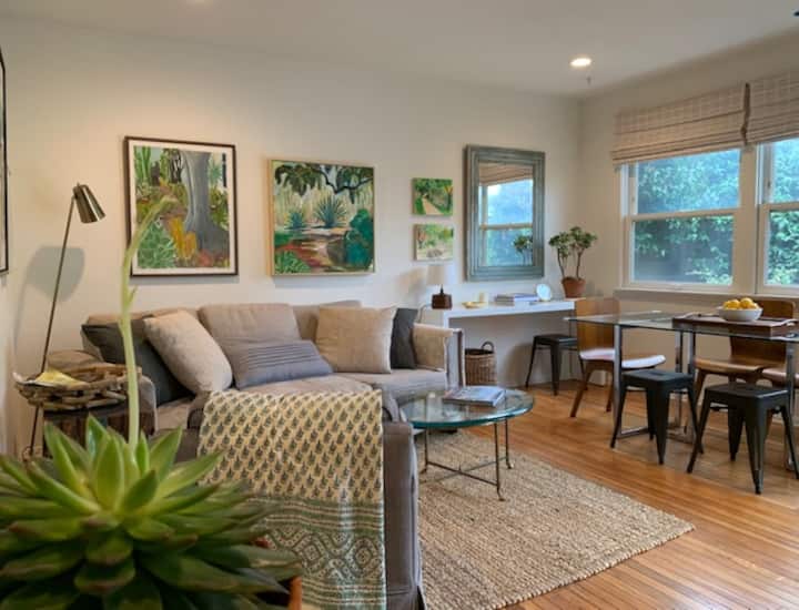 Santa Monica - Garden Setting - Relax & Enjoy! - Santa Monica, CA