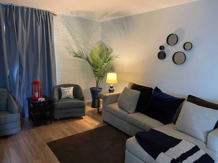 Quiet 1br Oasis: Close To All! - Norwalk, CA