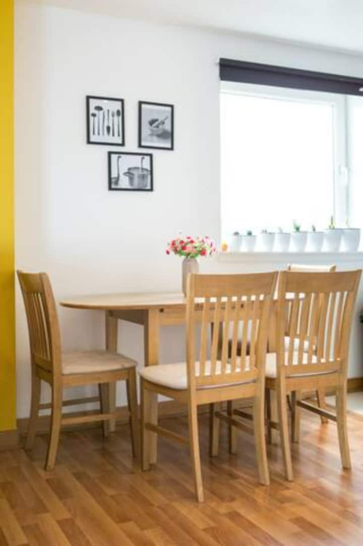 Ensuite Stunning Large Secure, Seaview Room - Edinburgh