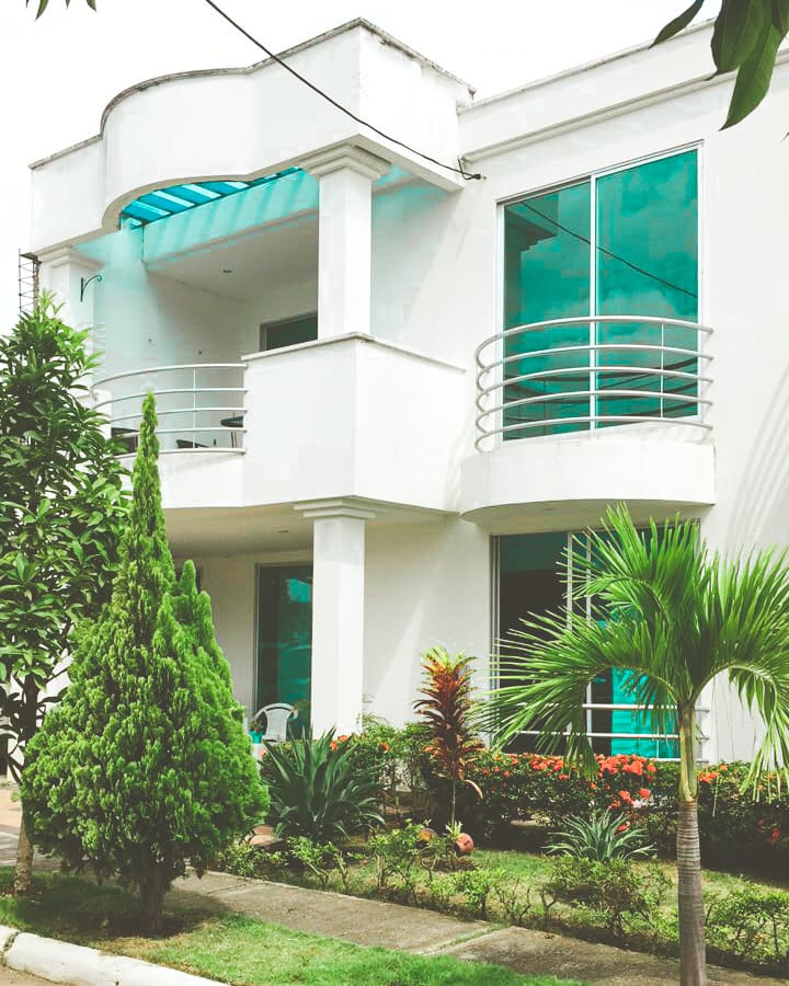 Linda Y Moderna Casa Con Increíble Jaccuzi - Flandes