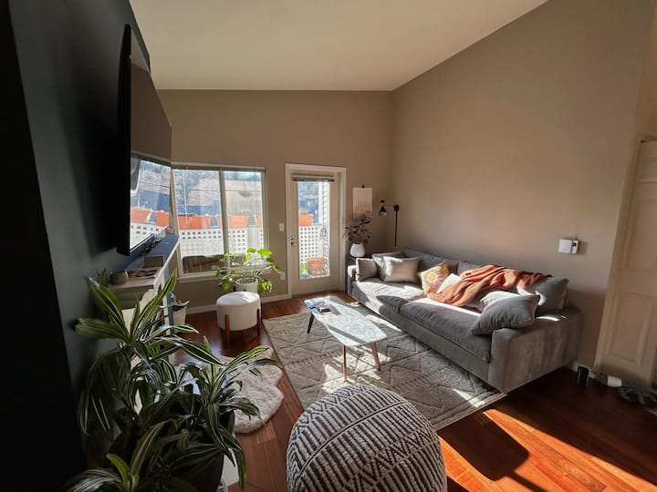 Edison Retreat: Calm And Cozy In Canyon Park - Shoreline