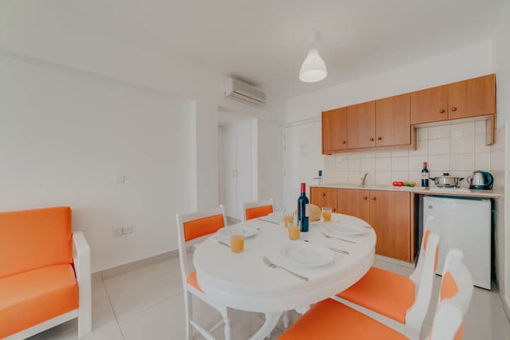 4 X 1 Br Apts/pool Near Center! - Ayia Napa