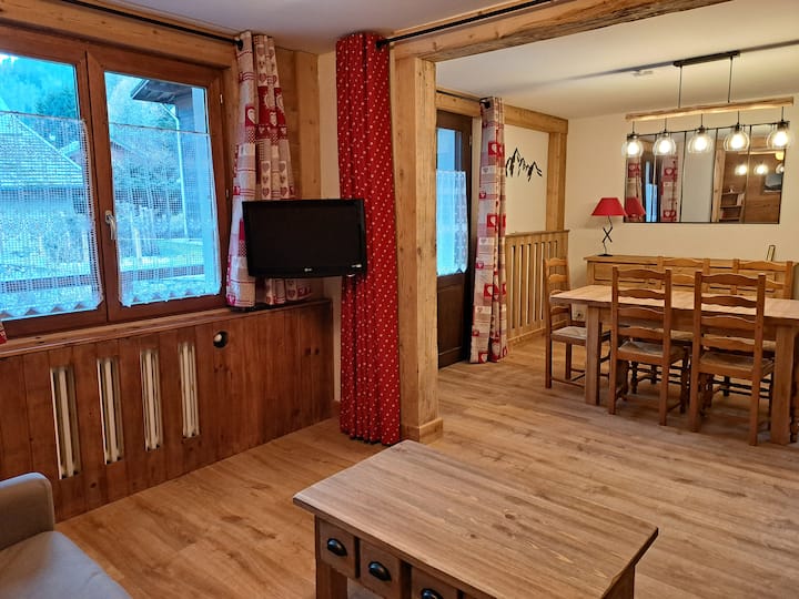 Appartement Spacieux, Dans Une Maison - Lacs Jovet