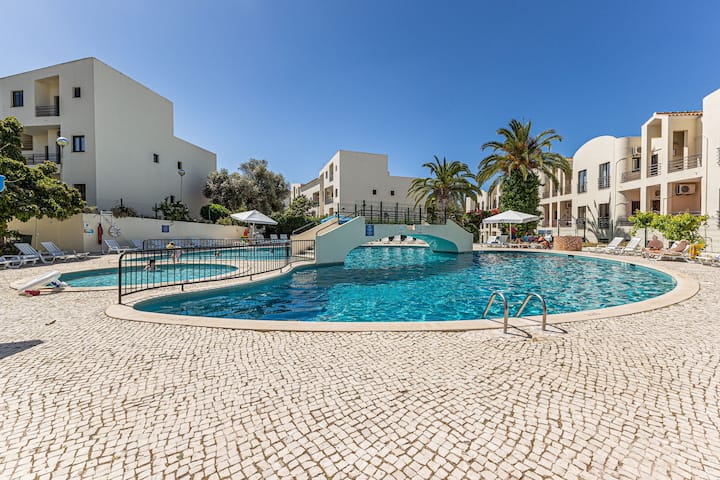 2 Bedroom Apt. Alvoferias Wifi/pool/ac - Alvor