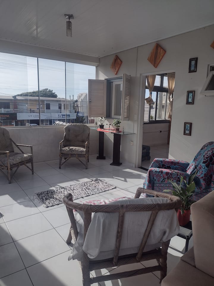 Casa Ampla Com 4 Suítes - Capão da Canoa