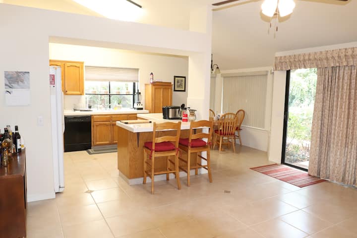 Master Suite In Clovis - Clovis, CA