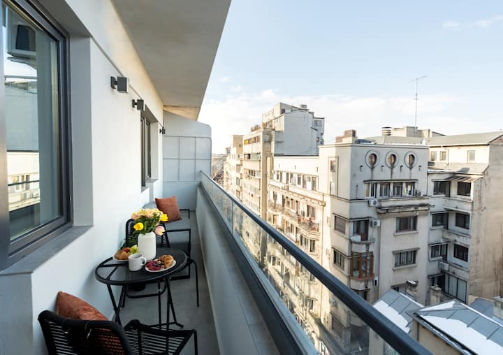 Sunny 2br Large Flat | Amzei Square - Bucarest