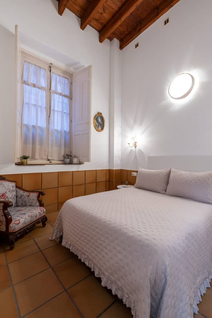 D Habitación Centro. Casco Antiguo - Seville