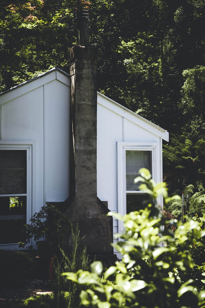 Dingleigh Of Sassafras - Writer's Studio - Dandenong Ranges