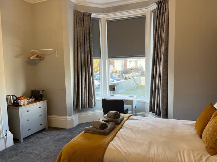 Beach Retreat - Southport