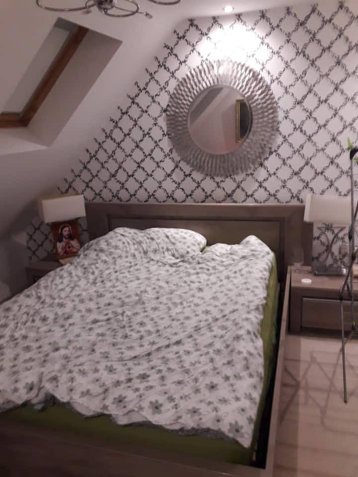 Private En Suite - Bedford