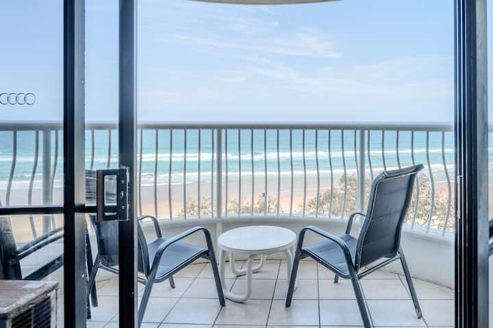 1 Bedroom Standard Apartment (Higher Floor) - Surfers Paradise