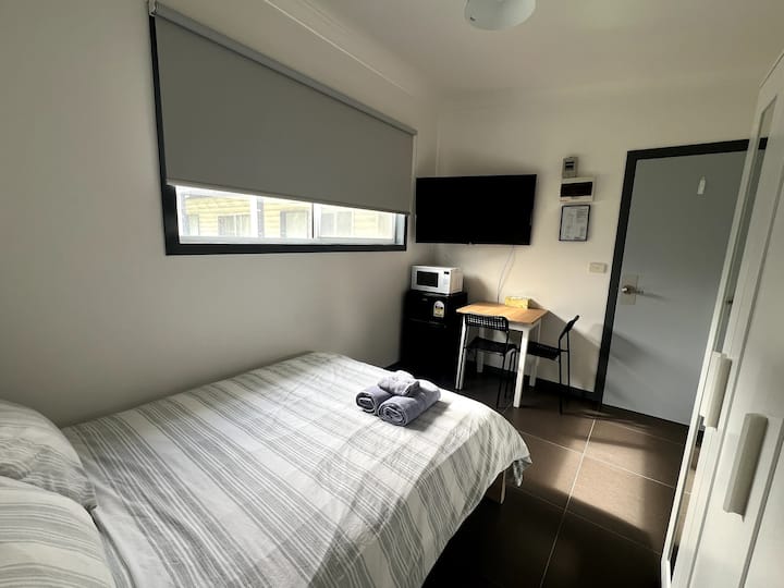 Room 7 - Comfy Room - Melbourne
