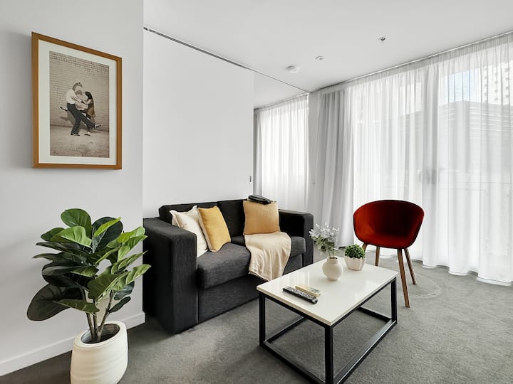 The Dominion Centric (Free Park) - Melbourne