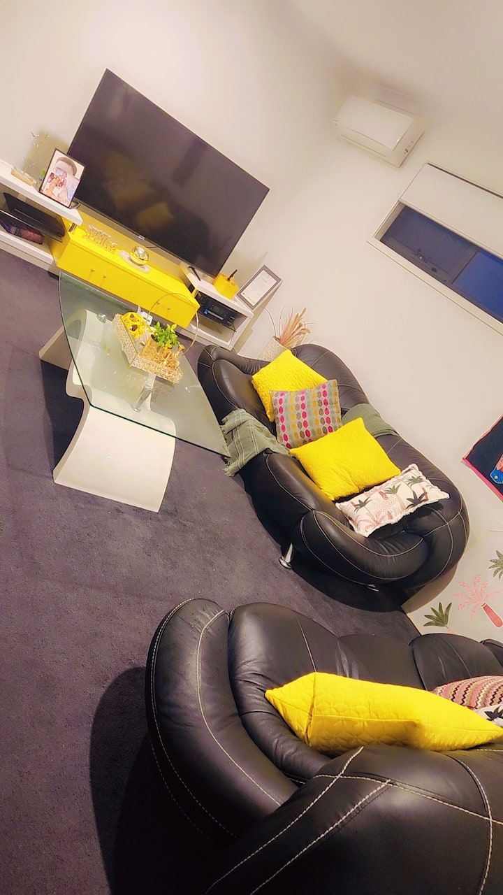Pimpama  4 Bedroom  Beautiful - Jacobs Well