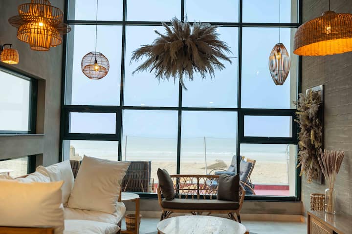 Blpl Cabane
A Luxury Beach Villa - Karachi