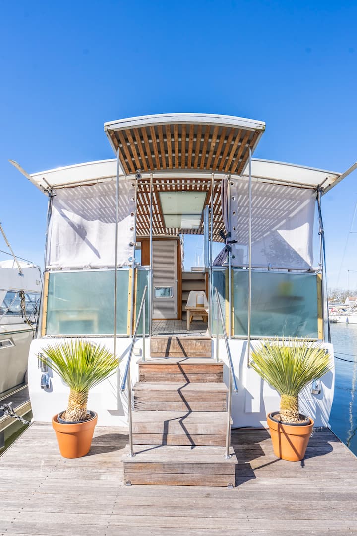 Vintage Love Yatch Boat - Bordeaux