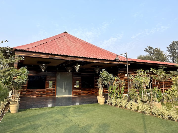 Enchanting | Dream Wedding Venue Amidst Lush Lawn - Gurgaon
