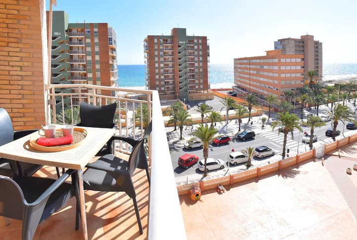 Apt 1ère Ligne Playa Arenales, Piscine & Parking - Aéroport d'Alicante (ALC)
