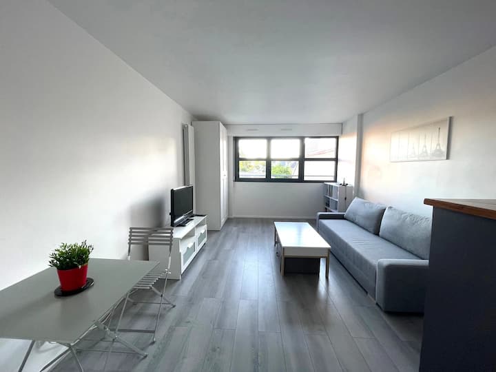 Studio à Asnières Sur Seine - Bois-Colombes
