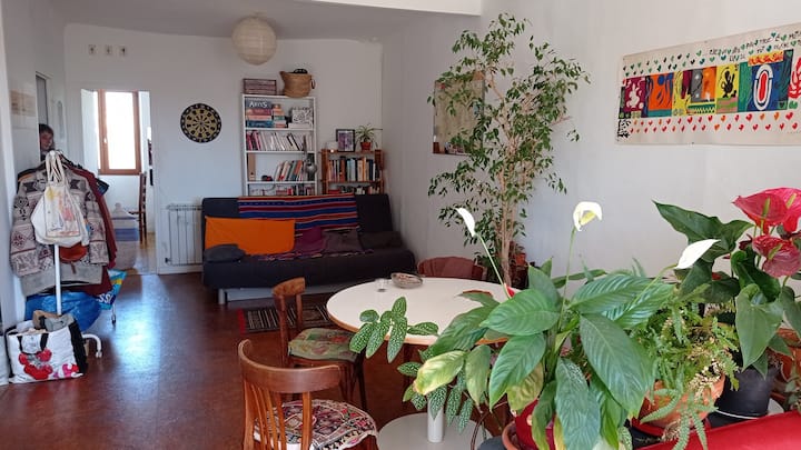 Chaleureux Appartement -Terrasse N. D. Du Mont - Marseille