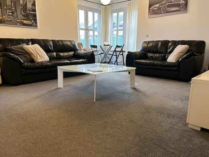 Spacious Modern Apartment - Saint Andrews