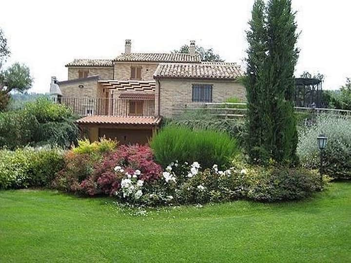 Cascina Poeta:sabatovillaggio,5p - Recanati