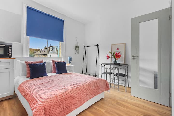 Studio One - Hammersmith - London