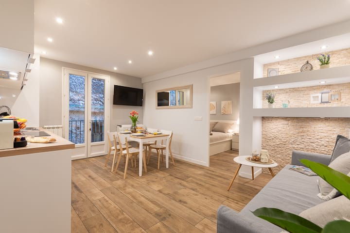 "Le Comfy", Cosy Place In Old Town With A/c - Nice