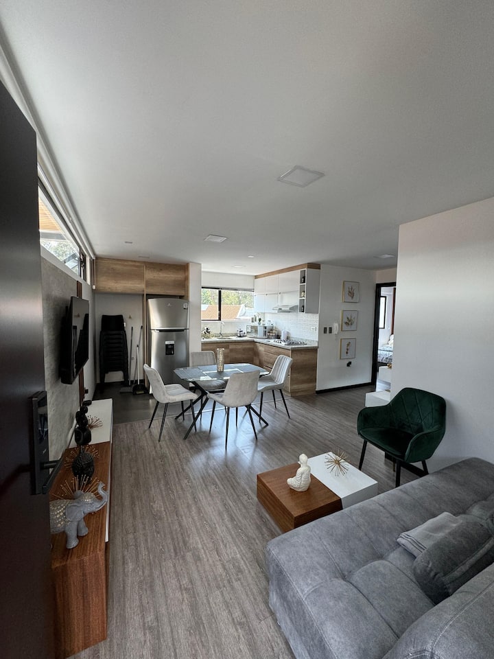 Departamento Moderno 2 Hab. - Cuenca