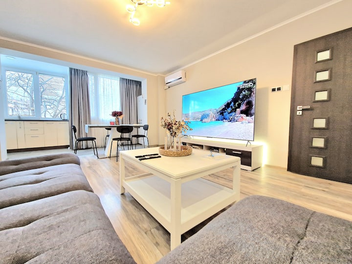 Flat 85 - 85 Inches Tv - Varna