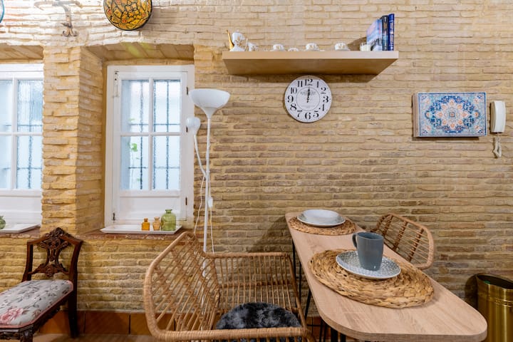 (B) Habitación Doble En Pleno Casco Histórico - Sevilla