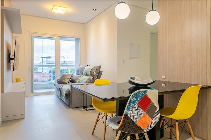 Moderno E Espaçoso Apartamento Com Piscina E Spa - Florianópolis