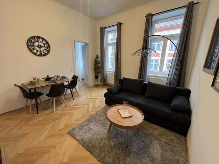 Altwiener Charme Apartment - Wenen