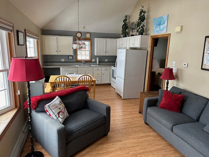 Walk To The Beach From Here! - Maine