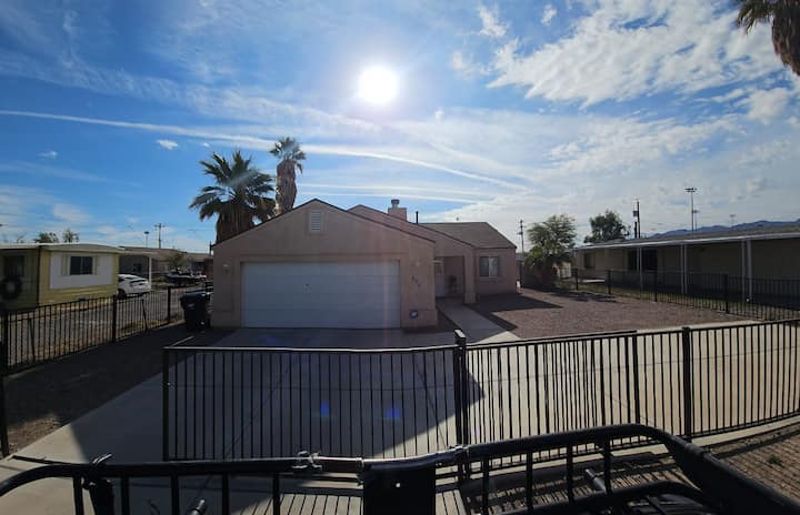 Bullhead City Home By Rotary Park! - Laughlin, NV
