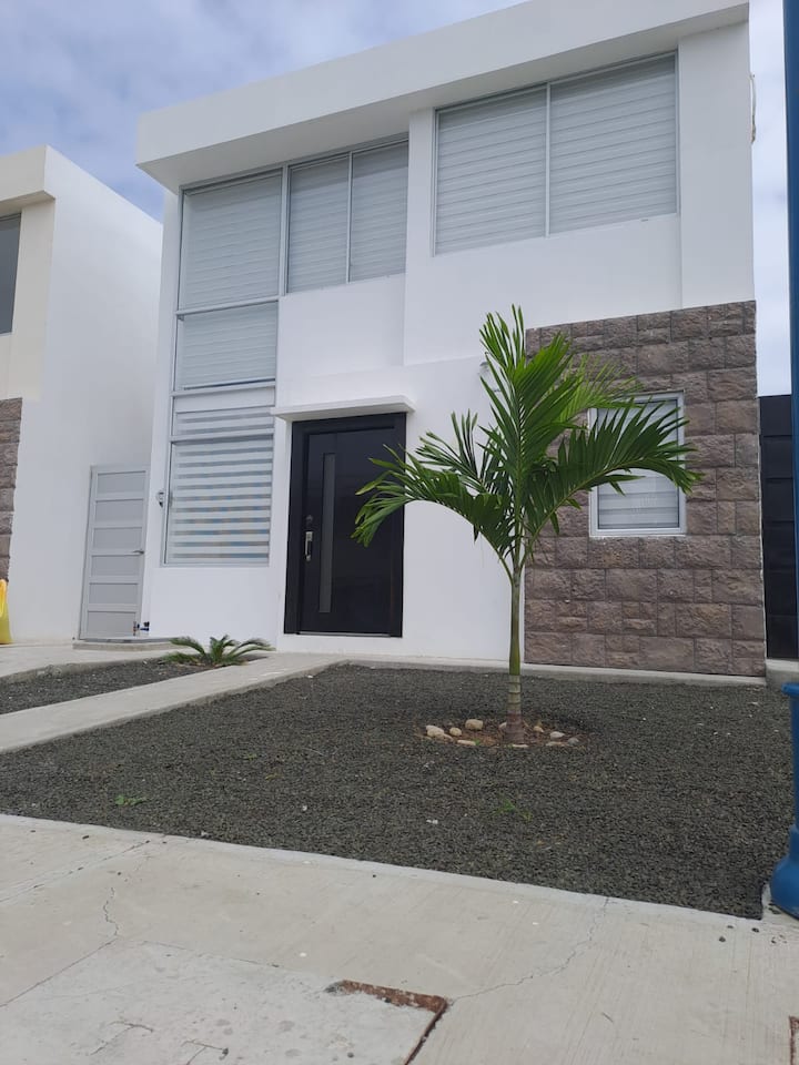 Jaramijo-marina Bay, Manta - Manta