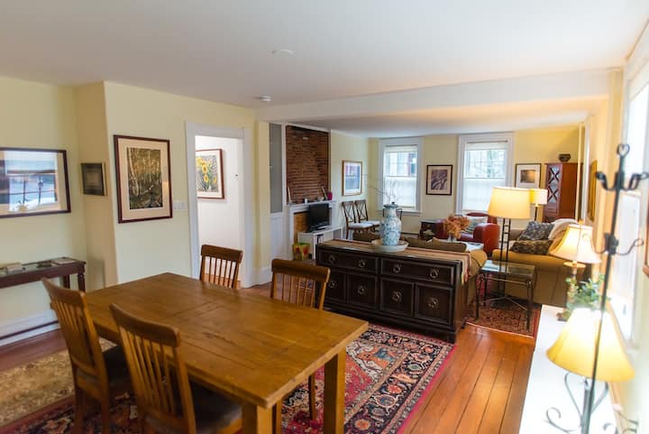 Artistic Historical Home, Walkdt - Salem, MA