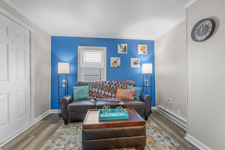 B-flat At The Park (30 Day Min. Stay) - Hampton, VA