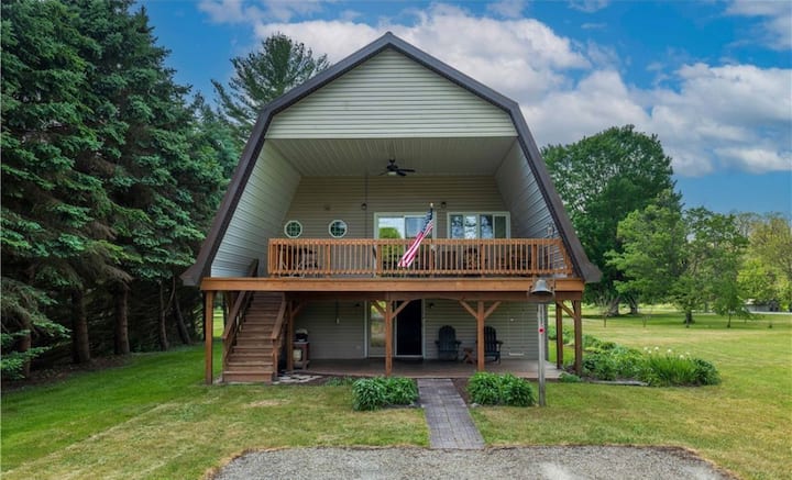 Barn In Bemus - Bemus Point, NY
