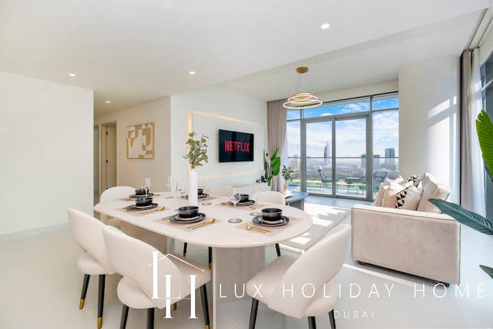 Lux | The Marina Vista Beachfront Suite - Dubai