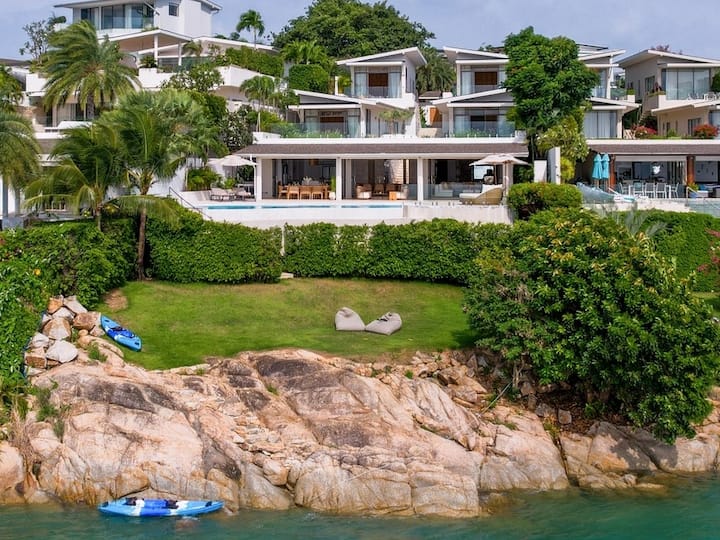 Newly Renovated Villa Peace - Luxury Oceanfront - Ko Phangan