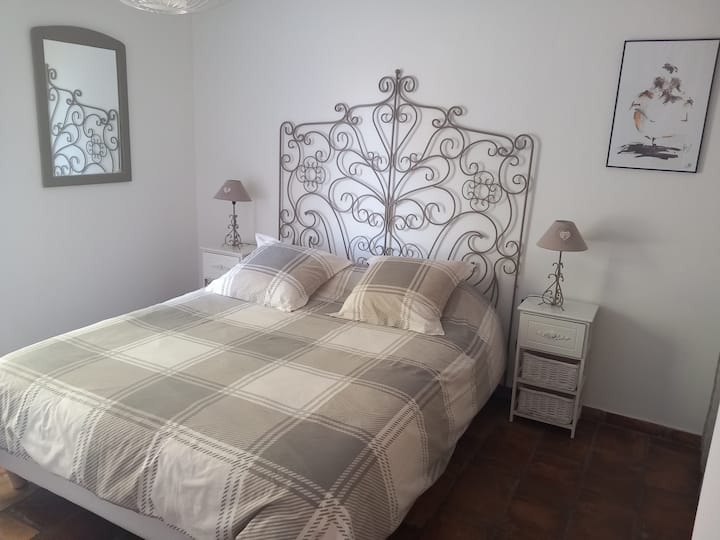 Chambre D'hôtes En Camargue - 아를