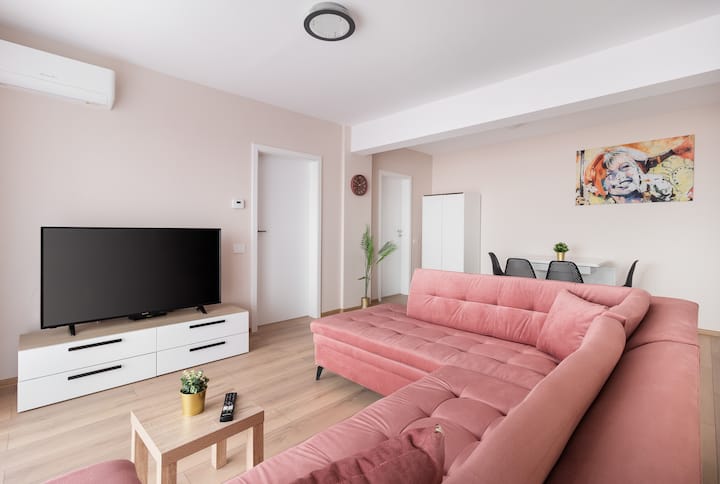 Blissful Haven Two - Oradea