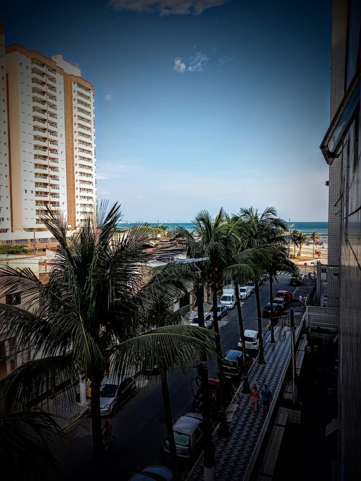 Kitnet Localizado à 50m Da Praia - Praia Grande