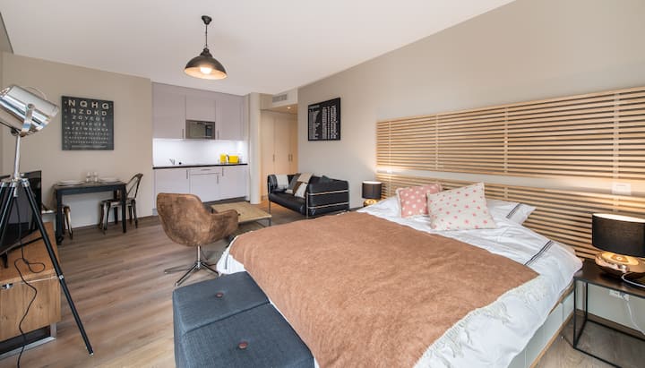 Nice Design Studio - 863000 - Carouge