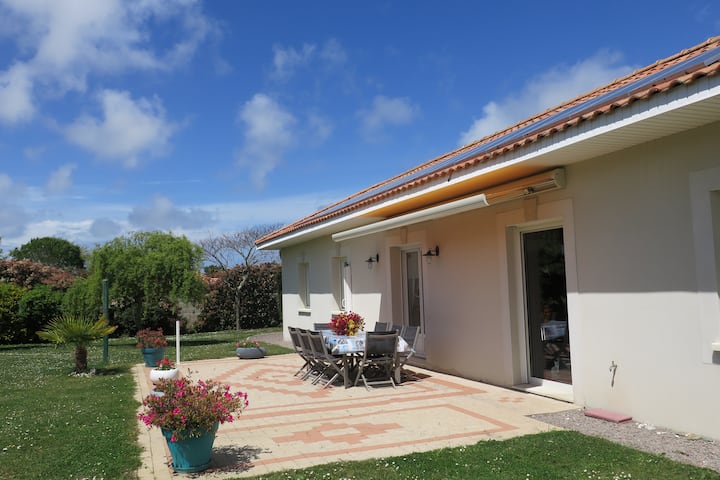Villa Avec Piscine Intérieure Proche  Bord De Mer - La Bernerie-en-Retz