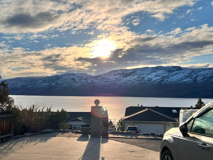 Lake View Experience - Peachland
