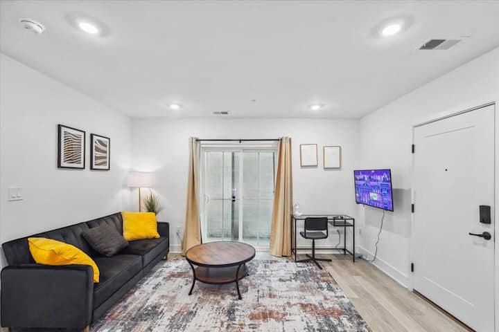 Stylish Brookland Unit Close To Coffee And Stores - Hyattsville